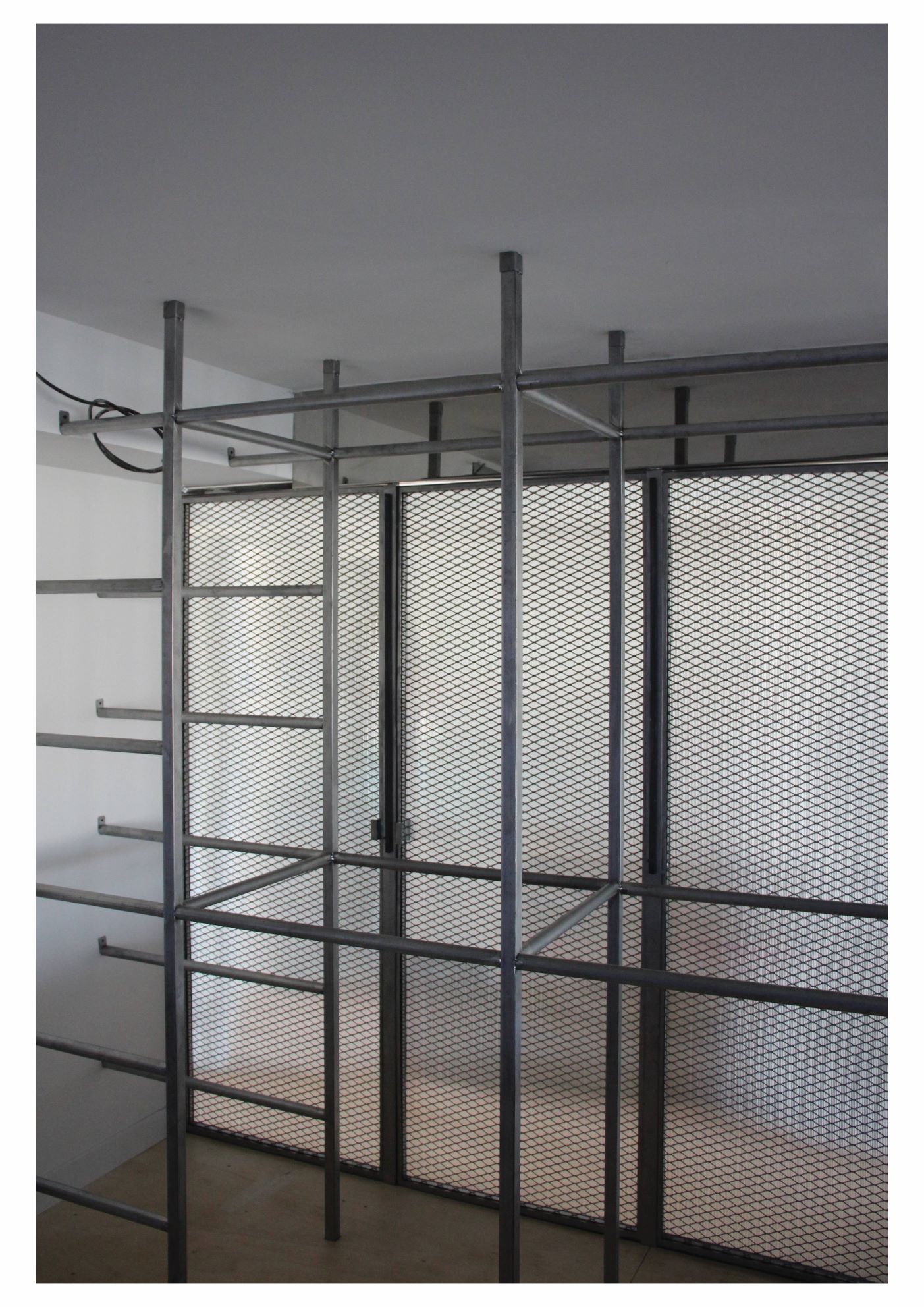 mobilier - InoxNgo création de mobilier sur-mesure en Inox à Marseille